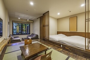 Quarto Tradicional, não fumadores, no edifício anexo (with Living and Private Open-air Bath) | Cofre no quarto, Wi-fi grátis, roupa de cama fornecida 