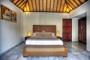 Villa, piscina privativa | 2 quartos, roupa de alta qualidade, cofre no quarto, secretária 