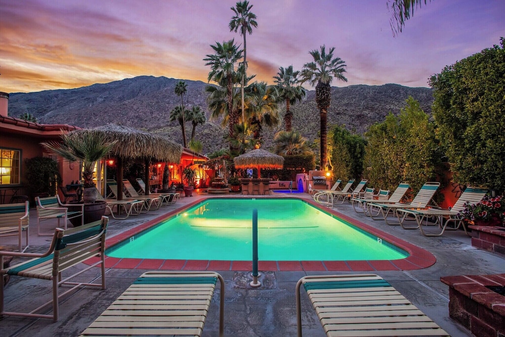 Coyote Inn - Idyllwild-Pine Cove, CA