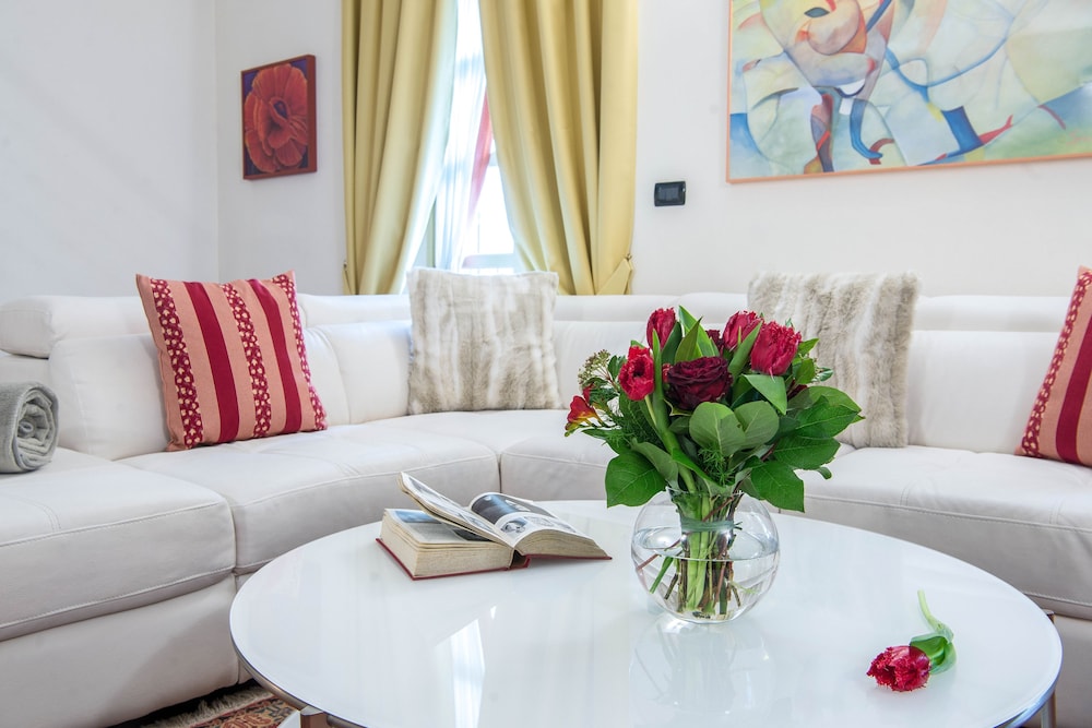 Loger Confort Residence & Apartments - Torino