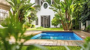 Piscina exterior