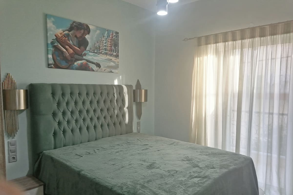 Estúdio (Triple) | Roupa de alta qualidade, secretária, quartos insonorizados