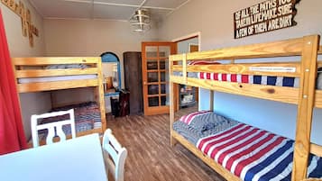 Casa de Campo Signature, 2 quartos, kitchenette, junto ao jardim | Com decoração personalizada, com mobília individualizada