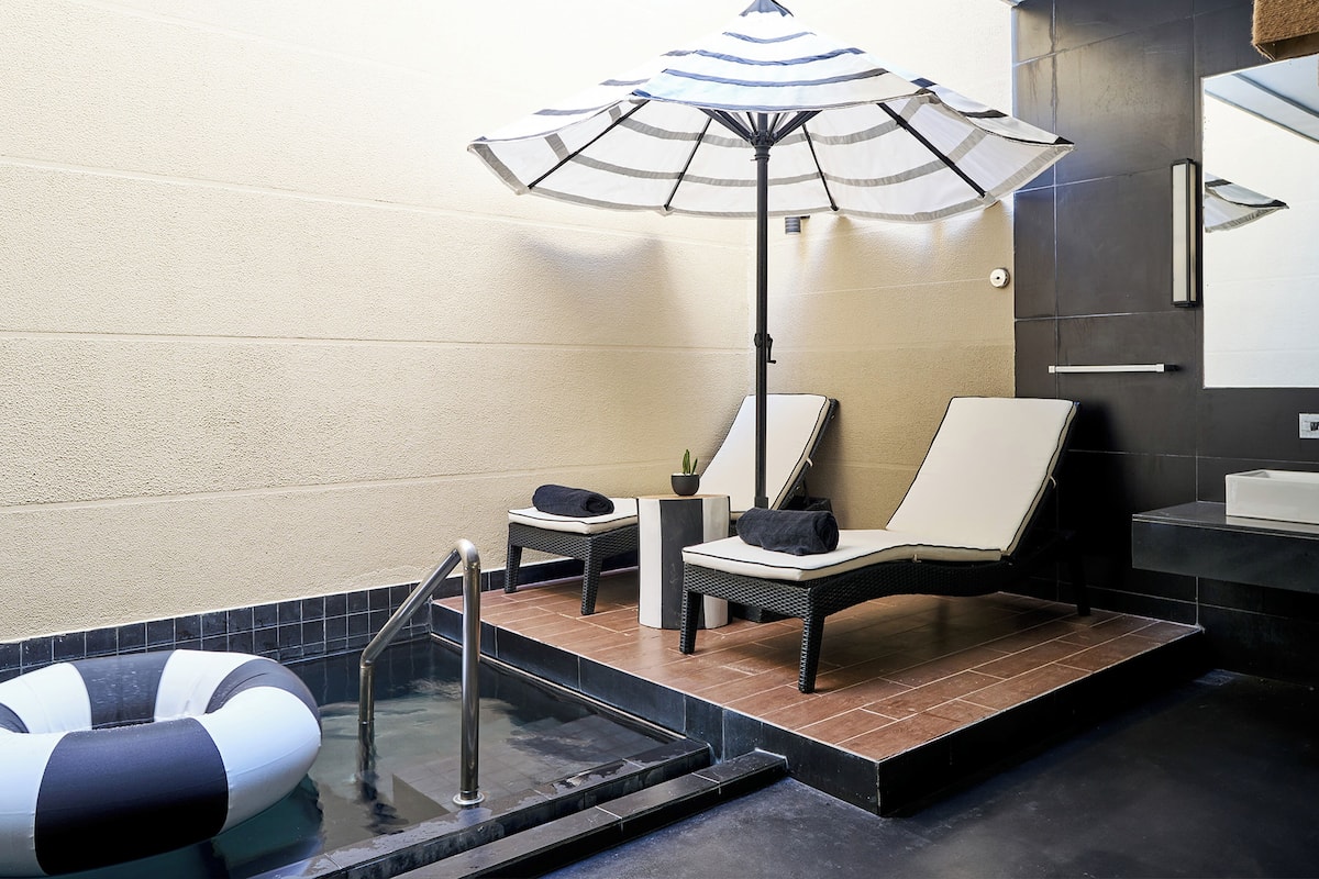 Quarto, piscina particular (Garden Pavilion) | Roupas de cama premium, frigobar, cofres nos quartos, escrivaninha