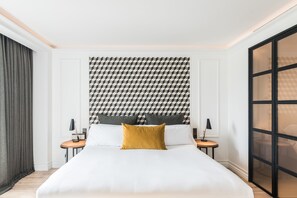 Suíte (Mediterraneo) | Roupas de cama premium, frigobar, cofres nos quartos