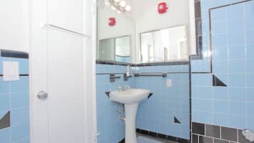 Casa, 3 quartos | Banheiro | Secador de cabelo, toalhas de banho