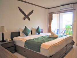 Quarto superior, vista para o mar | 1 quarto, cofres nos quartos, escrivaninha, Wi-Fi de cortesia