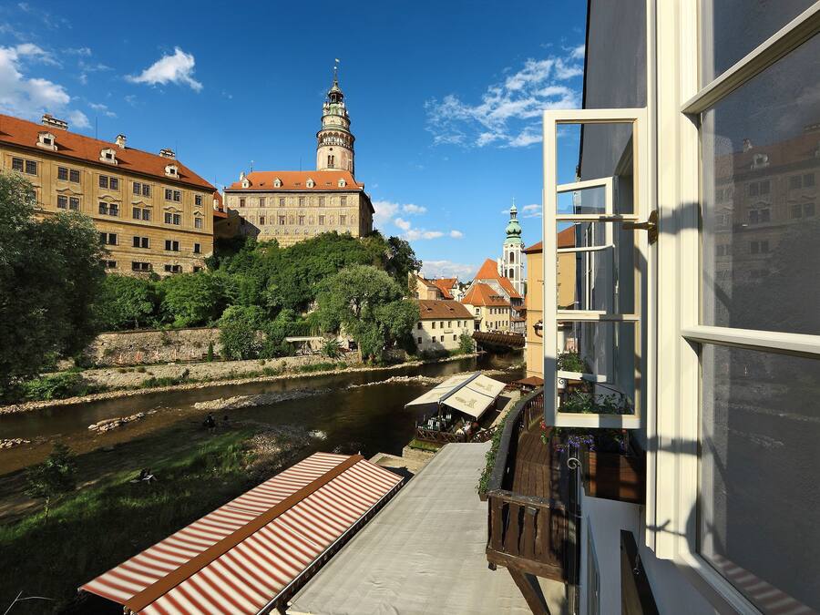 Quarto Duplo (with Extra Bed - Castle View) | Vista do quarto