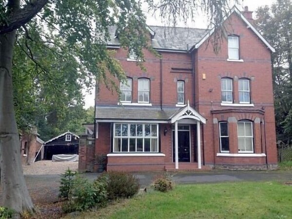 Thornleigh - North Wales
