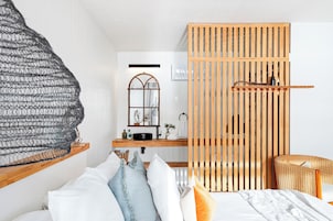 Quarto | Minibar, com decoração personalizada, com mobília individualizada