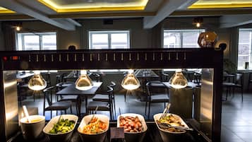 Buffet de pequeno-almoço