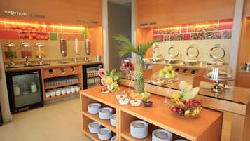 Pequeno-almoço tipo buffet diário incluído