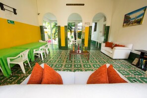 Televisor LED de 32 polegadas com canais por cabo, televisor 