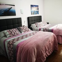 Quarto Familiar | Secretária, berços/camas para crianças grátis, Wi-fi grátis