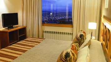 Forest View Double Room | 1 quarto, minibar, cofre no quarto, cortinas/cortinados opacos