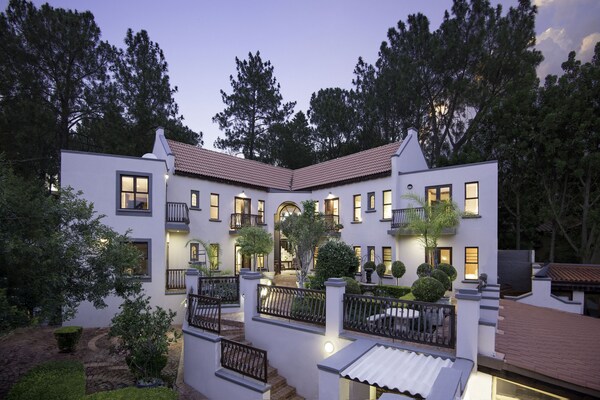 Bohemian Guesthouse & Bohemian Wellness & Spa - Pretoria