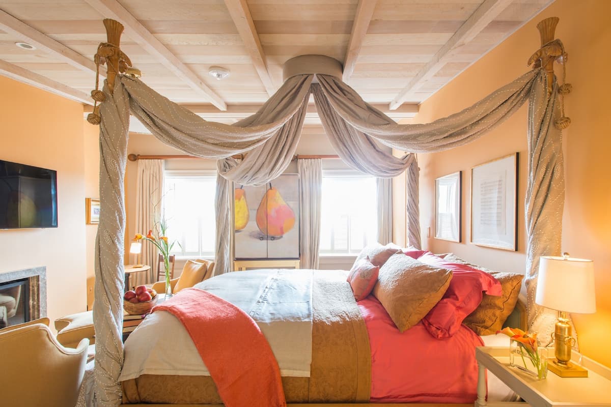 Quarto (Sixteen) | Lençóis italianos Frette, roupa de alta qualidade, edredões de penas 