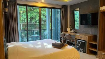 Deluxe Grand with Balcony | Vista da sacada