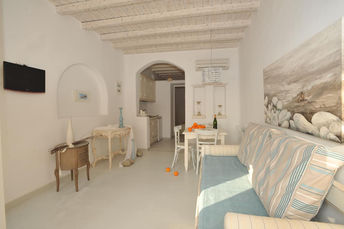 Apartamento, 1 quarto, vista para o mar | Cozinha americana privada | Geladeira grande, cooktop, chaleira elétrica