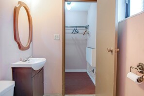 Suite, 1 quarto, banheira de hidromassagem | Casa de banho | Artigos de higiene pessoal grátis 
