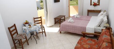 Quarto Twin Superior, acessível, não fumadores | Roupa hipoalergénica, secretária, quartos insonorizados, Wi-fi grátis