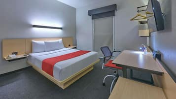 Secretária, cortinas/cortinados opacos, quartos insonorizados