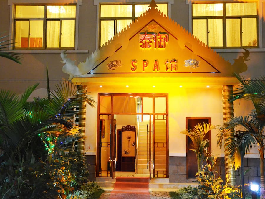 Tratamentos corporais, aromaterapia, massagens tailandesas