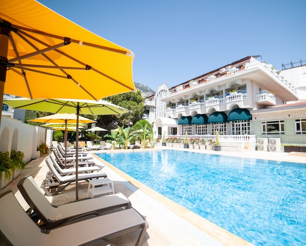 Rose Garden Premium Hotel - Burdur