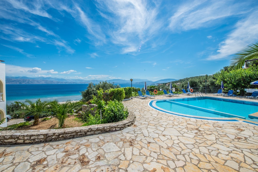 Dionysos Apartments - Korfu