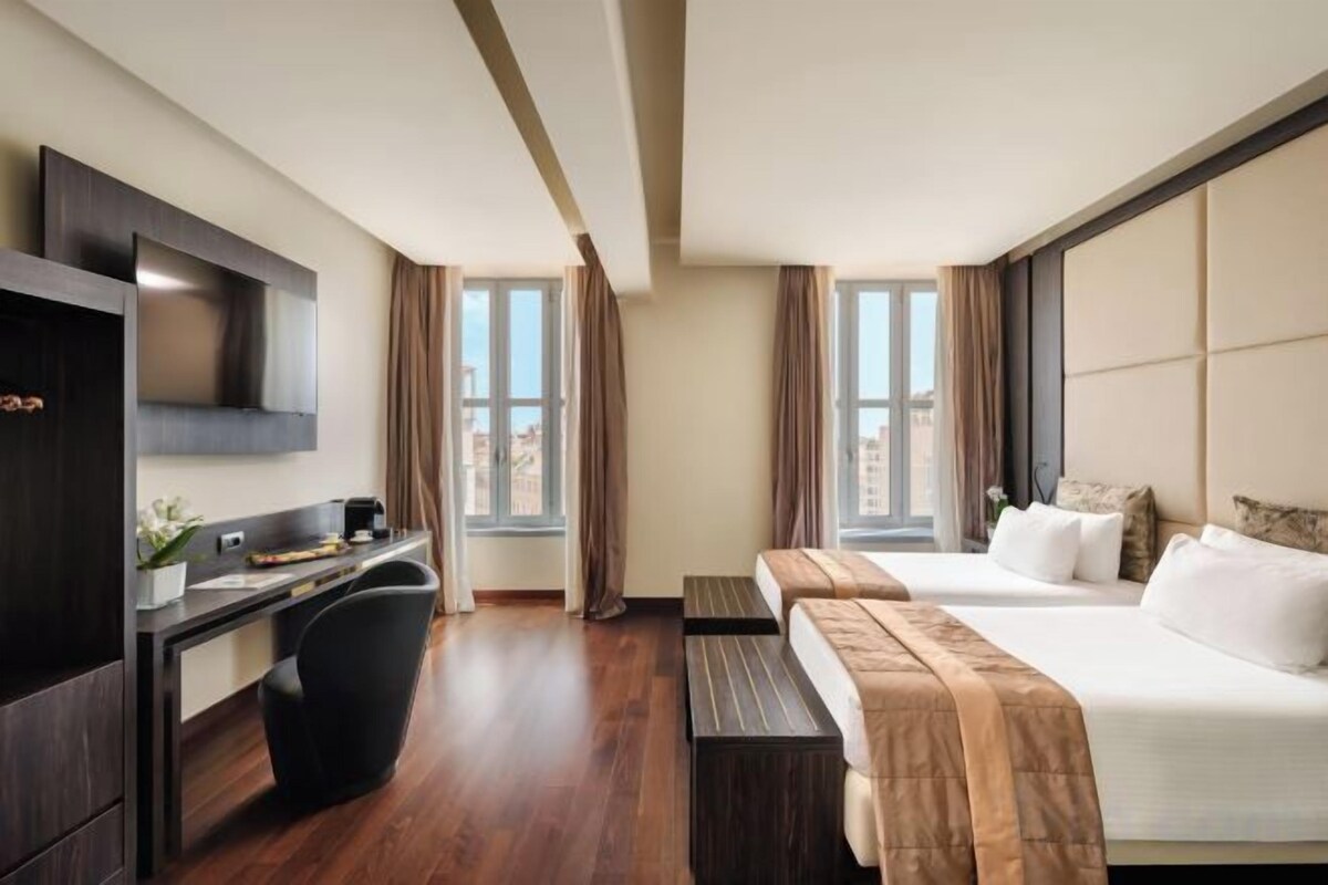 Exclusive Room