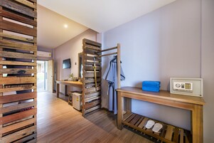 Quarto Deluxe, 1 cama de casal | Comodidade do quarto