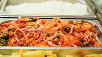 Pequeno-almoço tipo buffet diário incluído