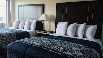 Suíte standard, 2 quartos, vista parcial para o oceano | Roupas de cama premium, camas com colchões pillow-top, cortinas blackout