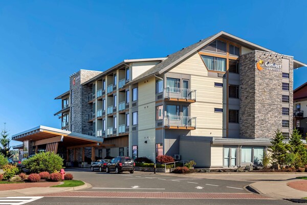 Comfort Inn & Suites - Vancouver Island