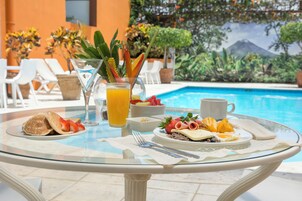 Café da manhã continental grátis todos os dias