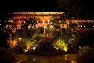 Cofres nos quartos, escrivaninha, Wi-Fi de cortesia