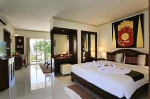 Suite | Minibar, cofre no quarto, Wi-fi grátis, roupa de cama fornecida 