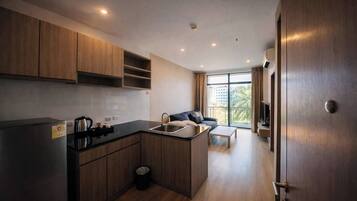 1 quarto, cofre no quarto, cortinas/cortinados opacos