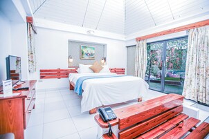 Quarto standard, 1 cama Queen | Wi-Fi de cortesia, roupa de cama