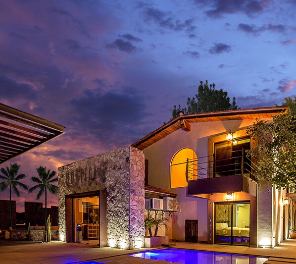 Fachada da propriedade