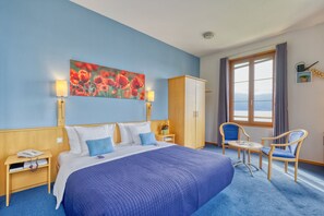 Quarto casal ou duplo standard | Frigobar, cofres nos quartos, escrivaninha, cortinas blackout