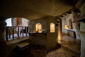 Quarto família, 2 quartos, no pátio | Individualmente decorados, individualmente mobiliados, escrivaninha