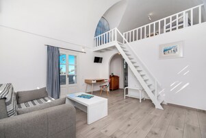 Panoptis Maisonette with private pool & sea view | Roupa de cama fornecida