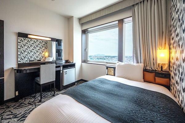 Quarto solteiro, 1 cama de solteiro, para não fumantes | Escrivaninha, espaço de trabalho para notebook