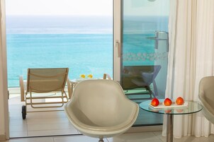 Quarto casal ou duplo superior, sacada, vista para o mar | Vista do quarto