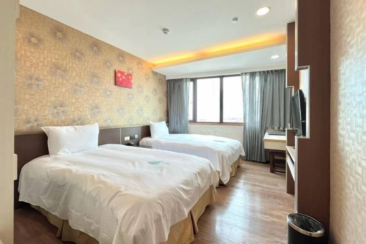 Roupas de cama premium, edredons de pluma, escrivaninha