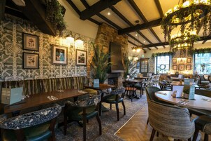 Pequenos-almoços, almoços e jantares servidos 