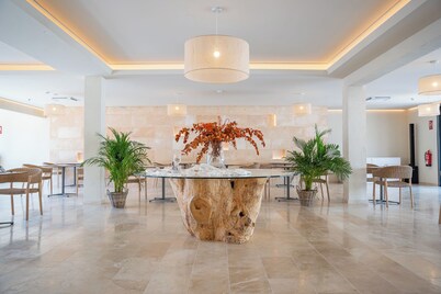 Canyamel Sun Suites Hotel