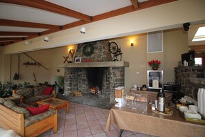 Pequeno-almoço continental diário incluído 