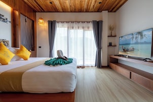 Alama Pool Villa | Cofre no quarto, secretária, quartos insonorizados, Wi-fi grátis 